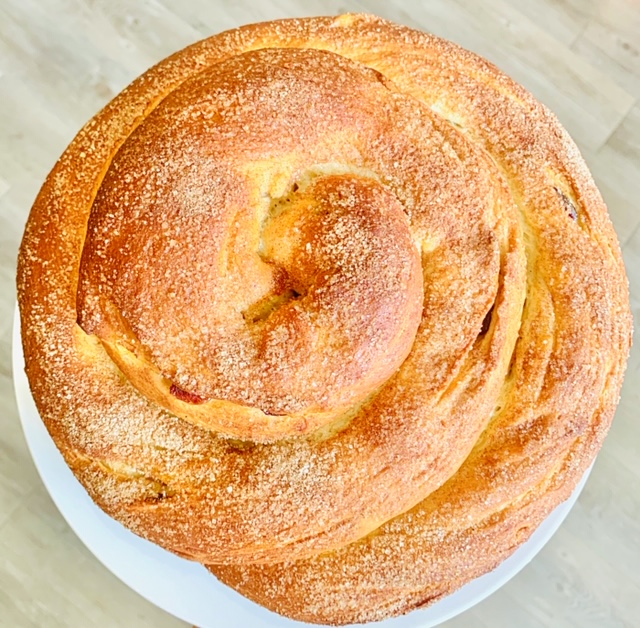 Sweet Apple Raisin Challah Bread · Coffee Fit Kitchen